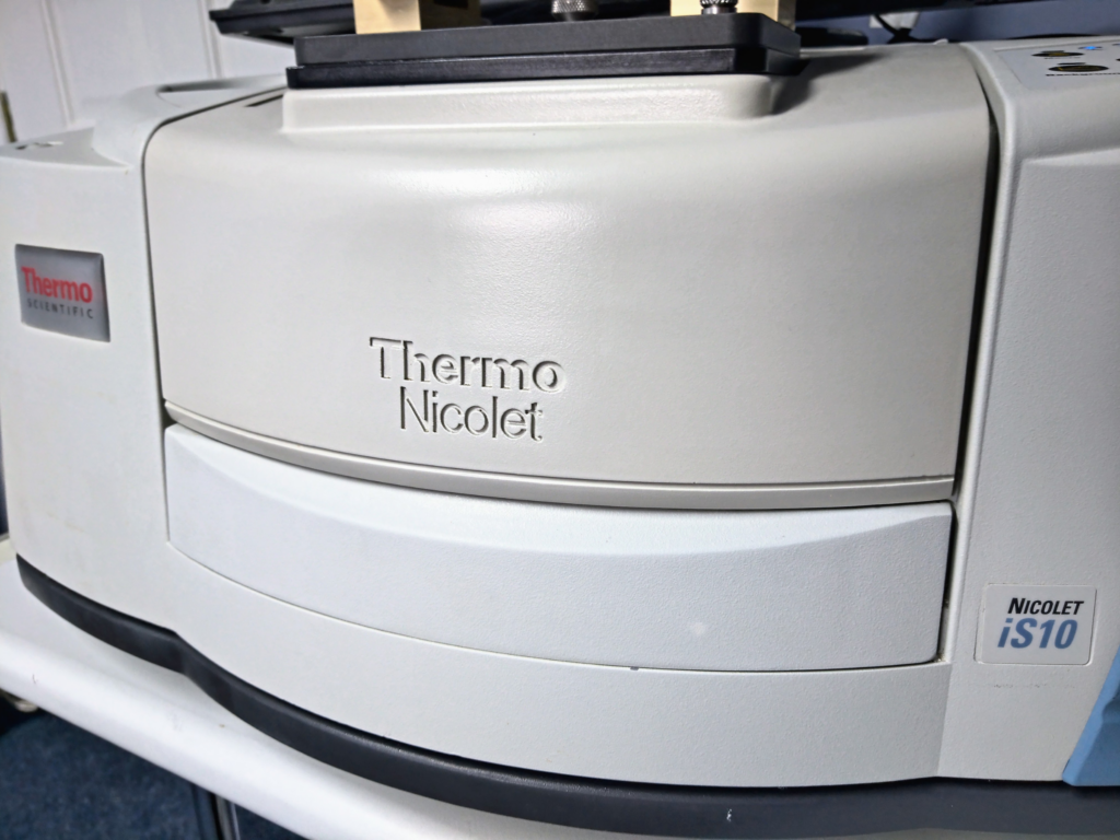 Thermo Nicolet IS10 FTIR Spectrometer & Diamond ATR - Richmond Scientific