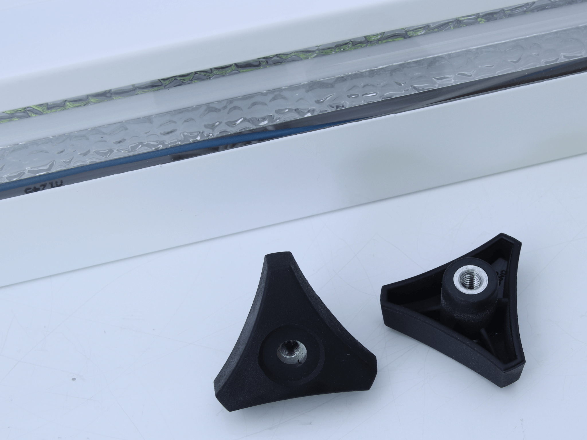 Adelphi Apollo II Liquid Inspection Unit - Richmond Scientific