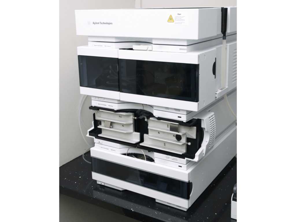 Agilent 1260 Infinity/1100 HPLC System with Quat Pump, ColComp and VWD ...