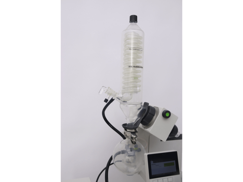 Buchi Rotavapor R-300 with Heating Bath & Vacuum Pump - Richmond Scientific