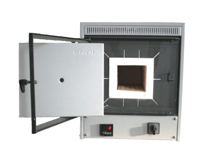 Snol 4 LSC01 Ceramic Chamber Furnace - Richmond Scientific