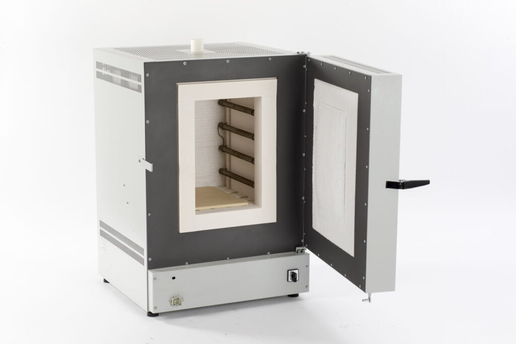 Snol 45/1200 LSF01 Chamber Furnace - Richmond Scientific