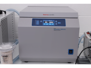 Thermo Scientific Savant SpeedVac SPD210 Vacuum Concentrator & RVT5105 ...