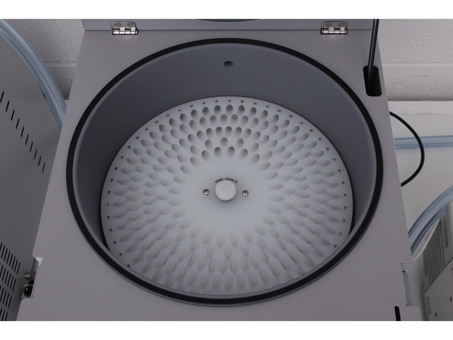 Thermo Scientific Savant SpeedVac SPD210 Vacuum Concentrator & RVT5105 ...