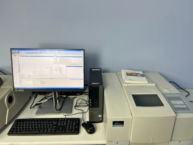 Perkin Elmer Spectrum One FTIR Spectrometer - Richmond Scientific