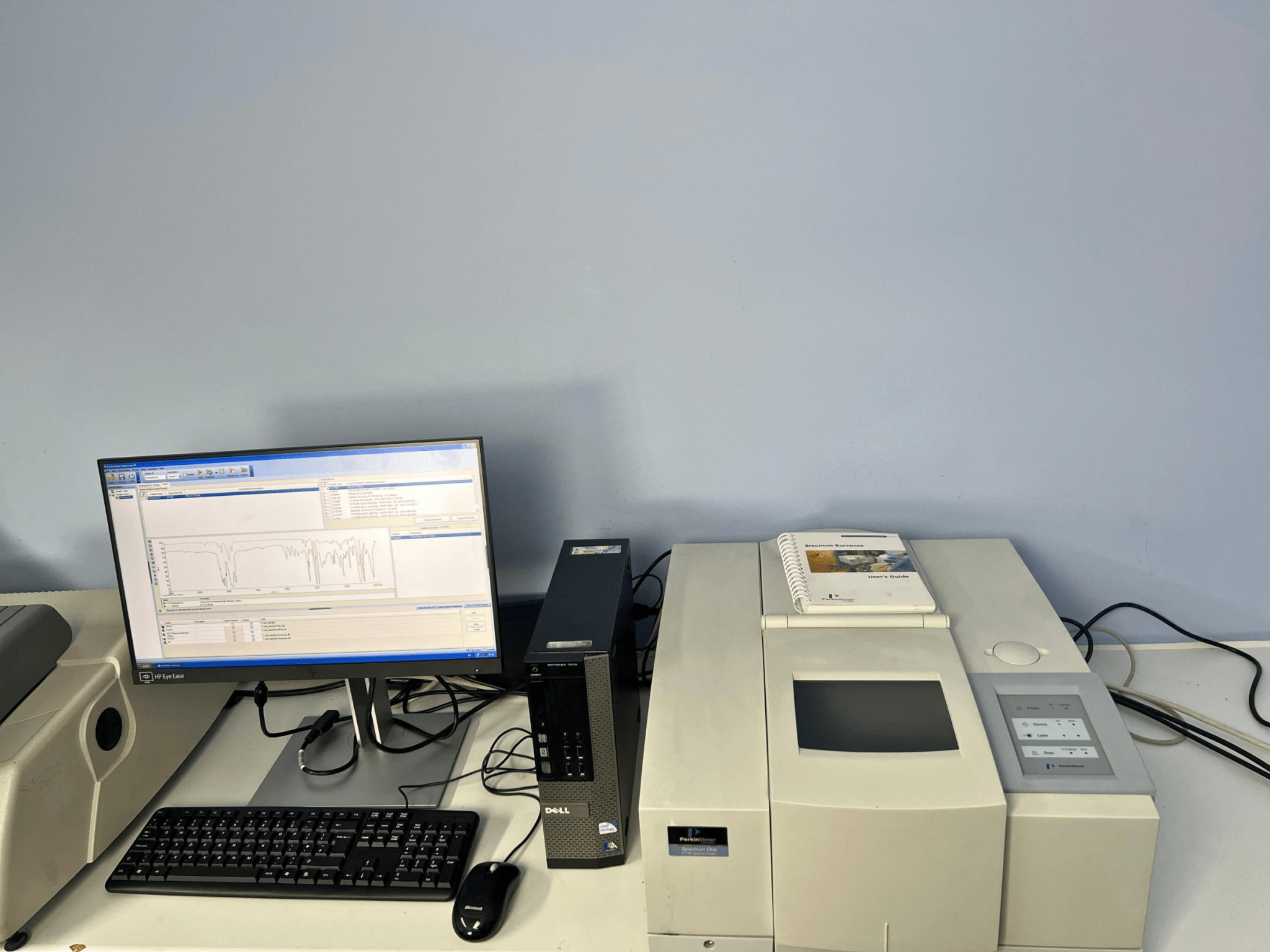 Perkin Elmer Spectrum One FTIR Spectrometer - Richmond Scientific