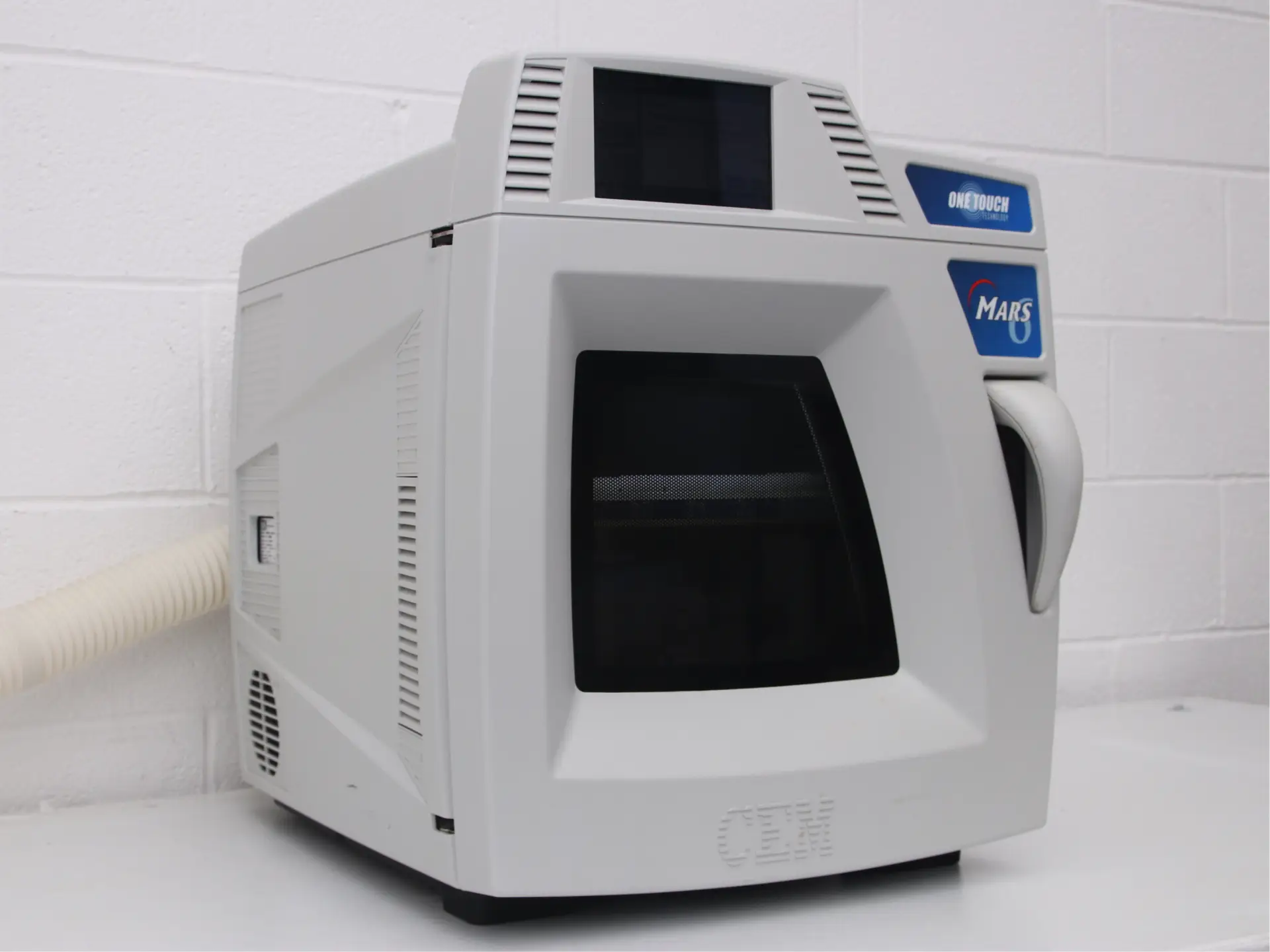 CEM Mars 6 240/50 Microwave Digestion System - Richmond Scientific