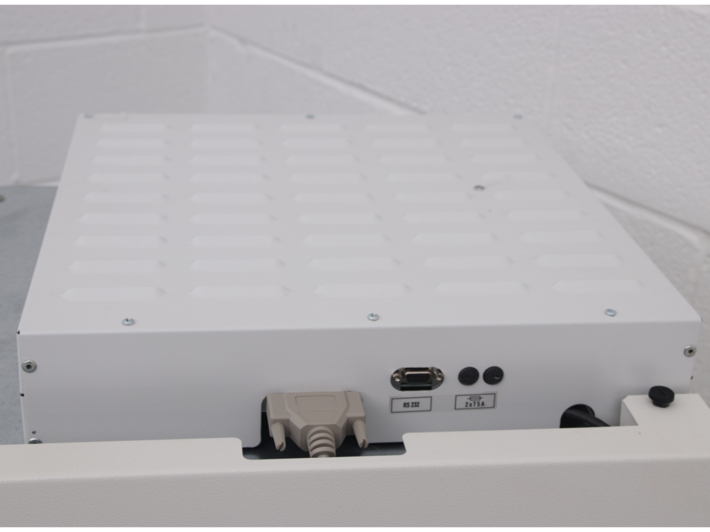 Thermo Scientific Safe 2020 Class 2 Biological Safety Cabinet ...