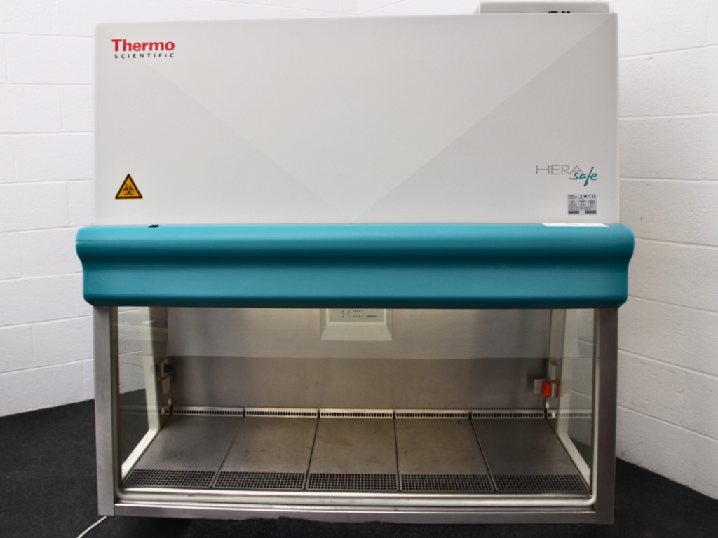 Thermo KS 15 HeraSafe Class II Safety Cabinet - Richmond Scientific