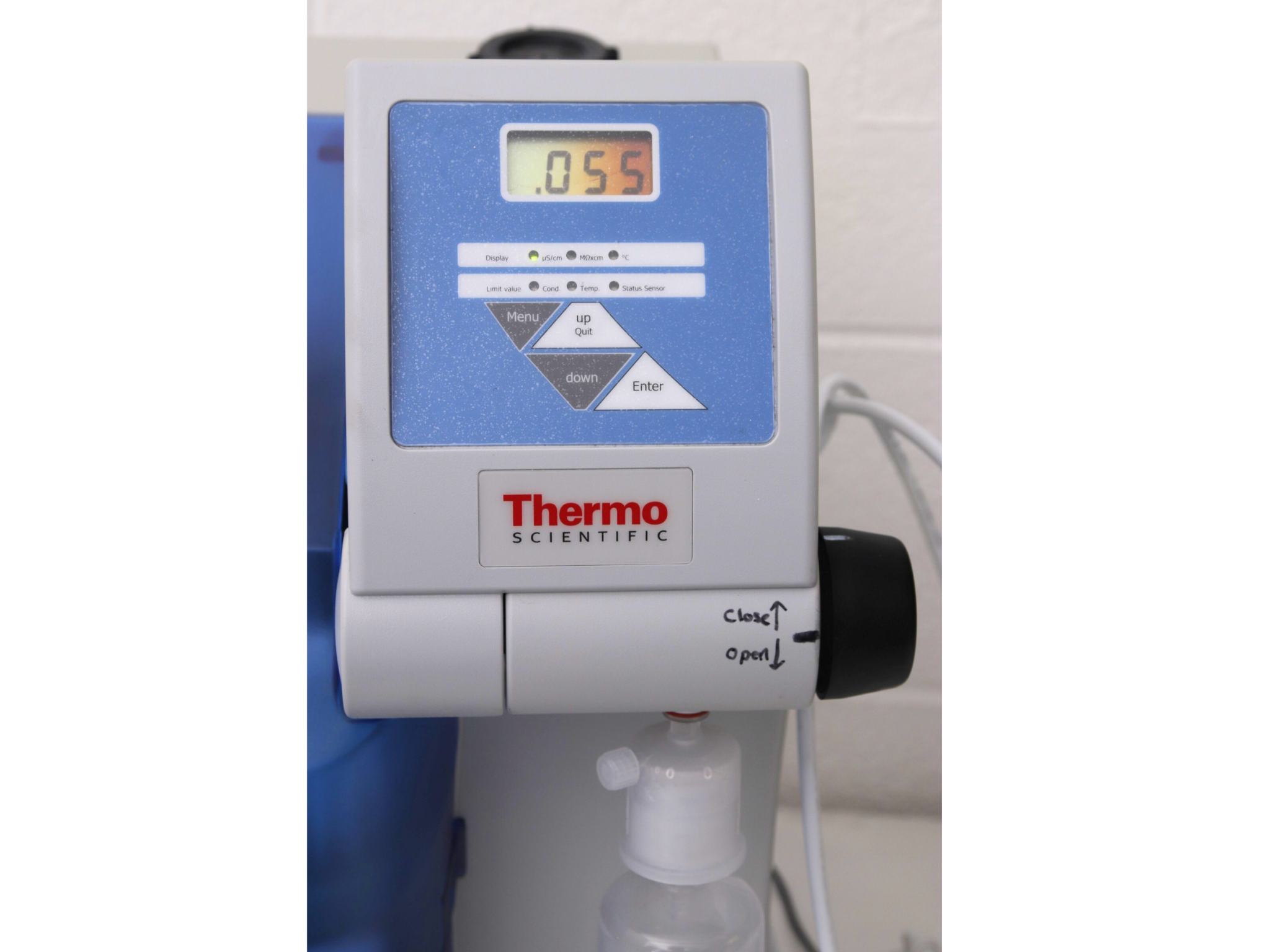Thermo Smart2Pure 6 UV Water Purification System - Richmond Scientific