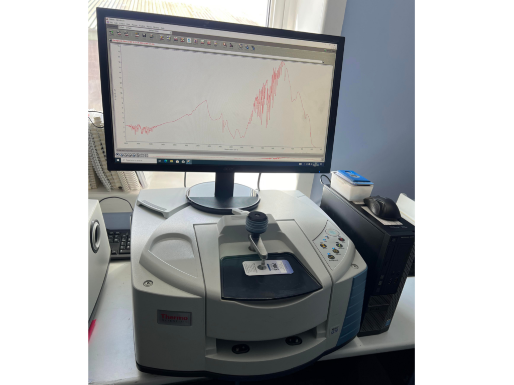 Thermo Nicolet IS10 FTIR Spectrometer & Diamond ATR - Richmond Scientific