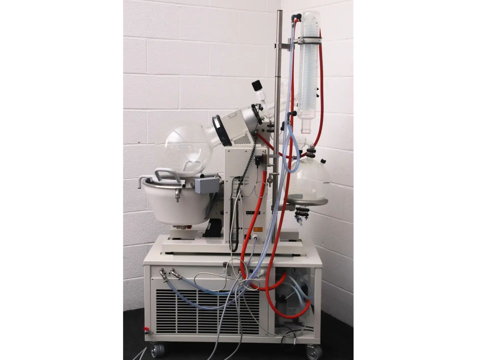 Buchi RotaVapor R-220 SE Rotary Evaporator & F-125 Chiller - Richmond ...