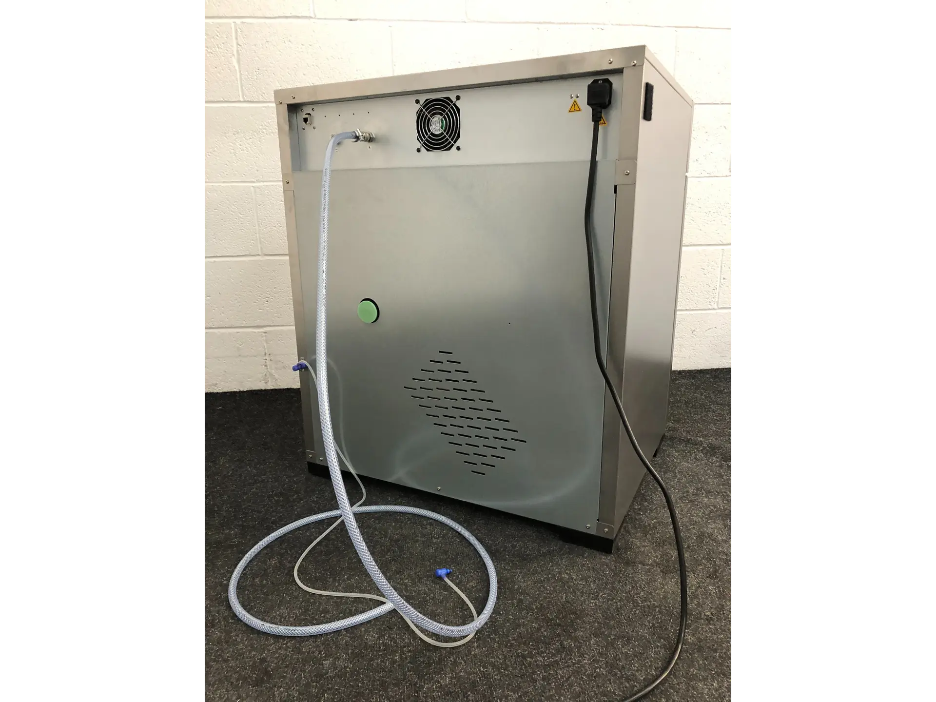 Memmert ICO150 CO2 Incubator - Richmond Scientific