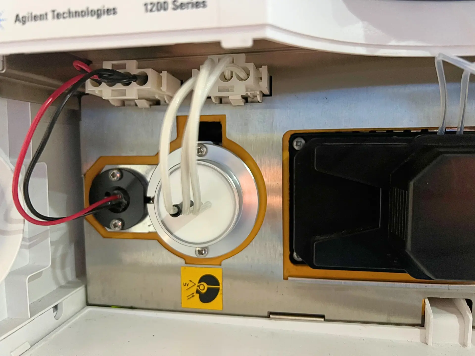 Agilent 1260 Infinity II HPLC System - Richmond Scientific