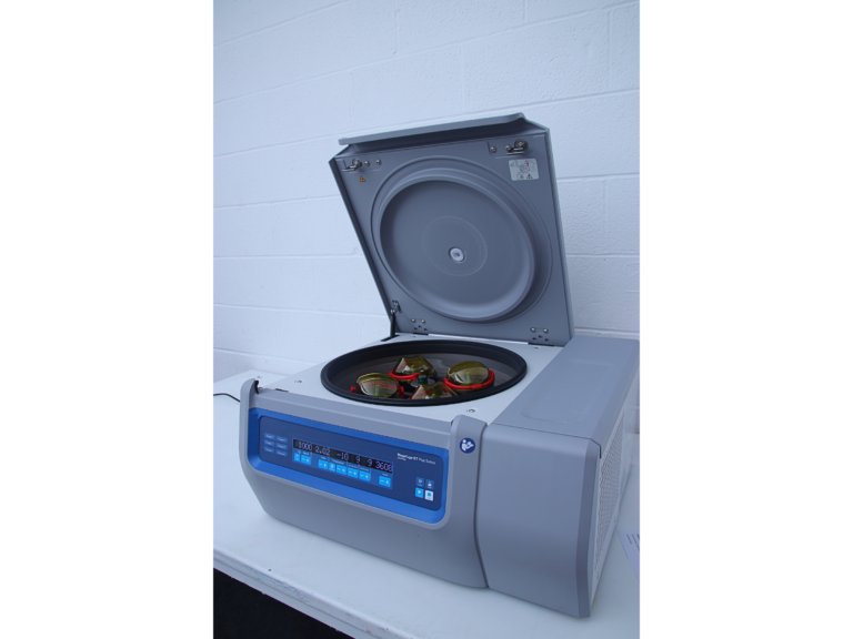 Thermo Megafuge ST4R Plus Centrifuge - Richmond Scientific