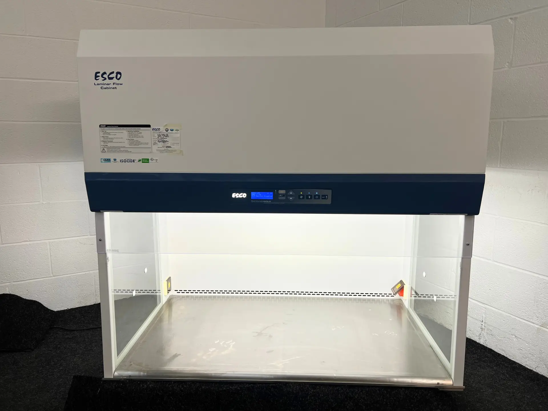 Esco Airstream Gen 3 Laminar Flow Cabinet - Richmond Scientific