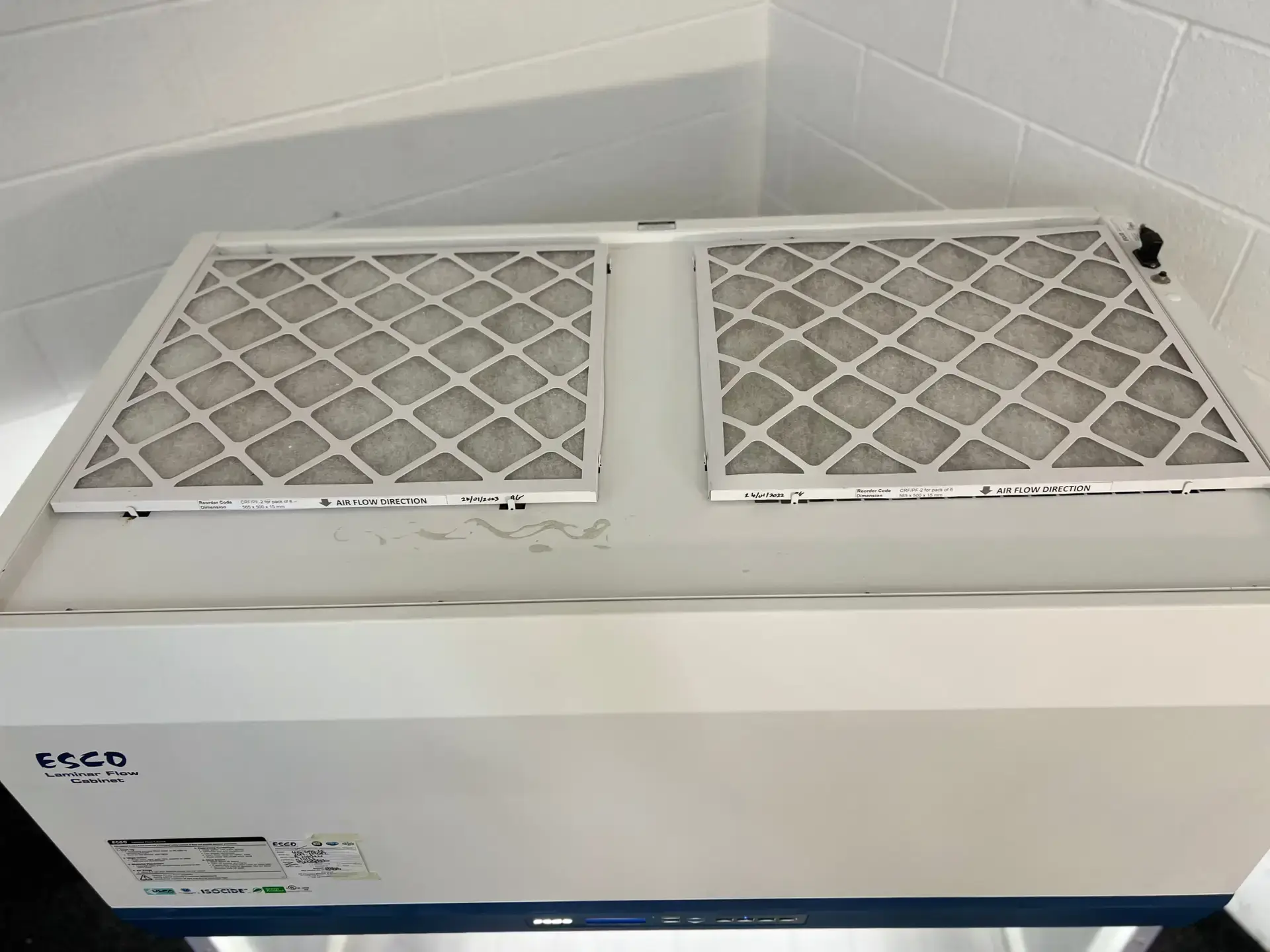 Esco Airstream Gen 3 Laminar Flow Cabinet - Richmond Scientific