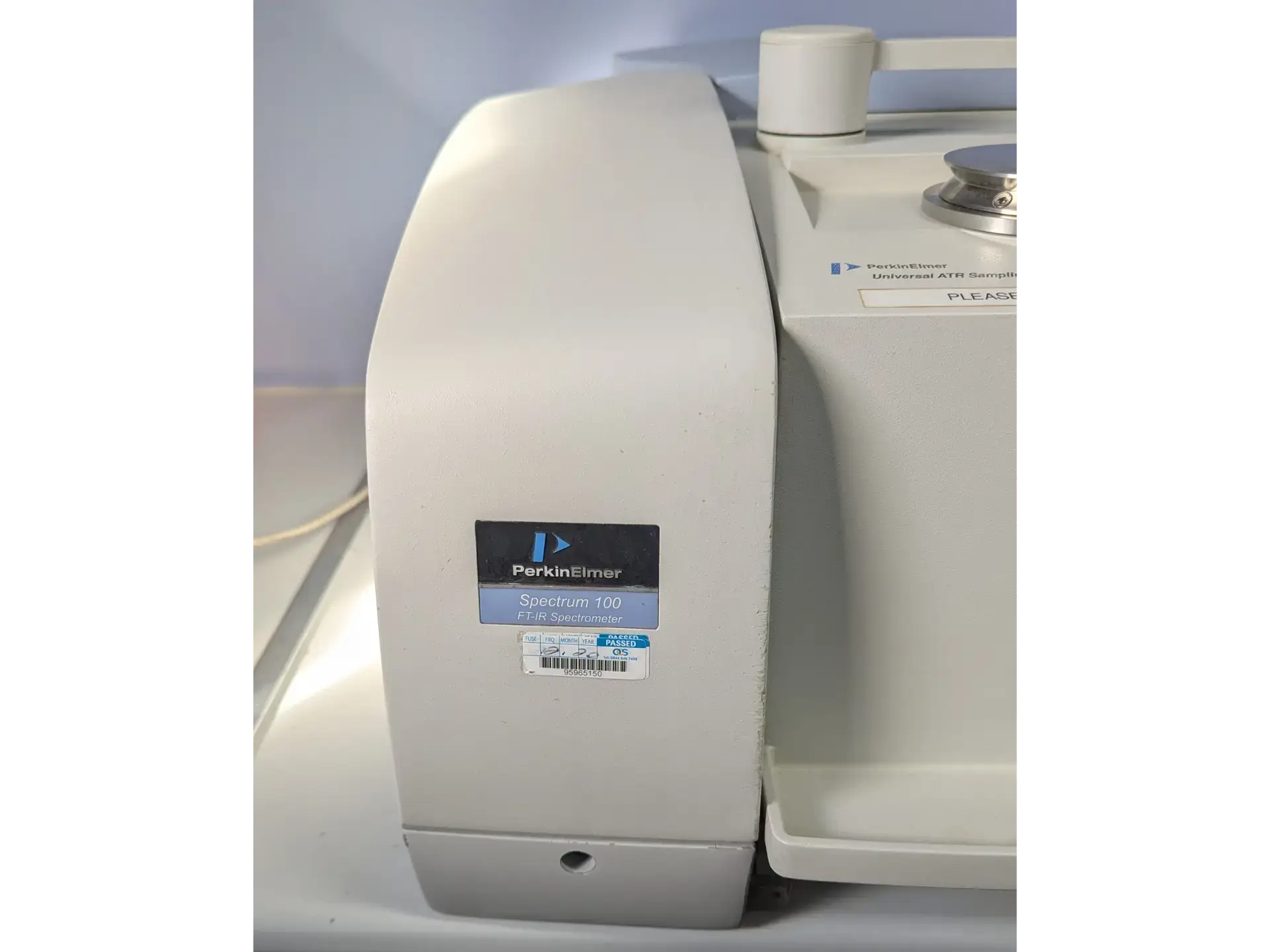 Perkin Elmer Spectrum 100 FT-IR - Richmond Scientific