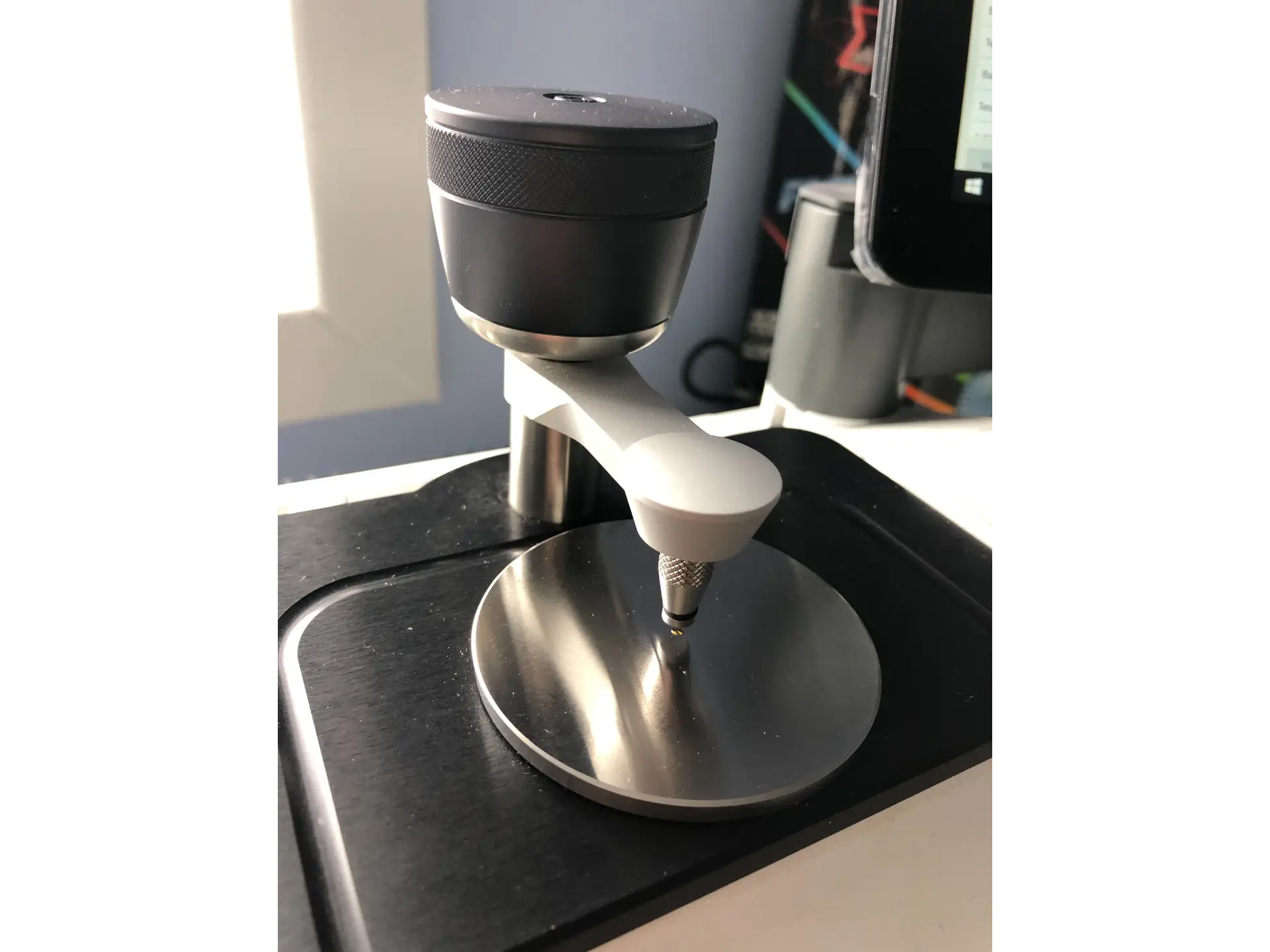 Thermo Nicolet Summit FTIR - Richmond Scientific