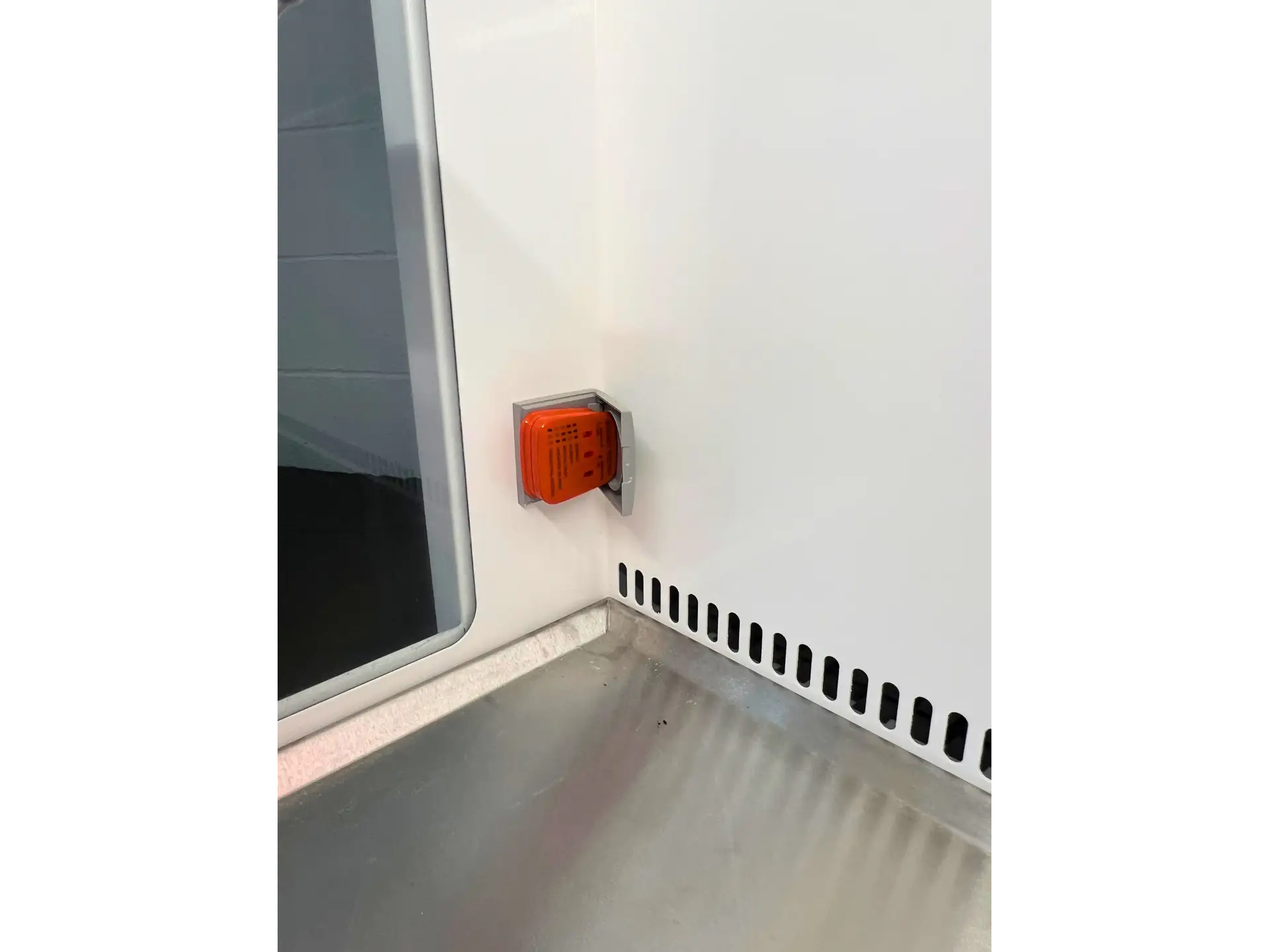 BioMat 2 Microbiological Safety Cabinet Class 2 - Richmond Scientific