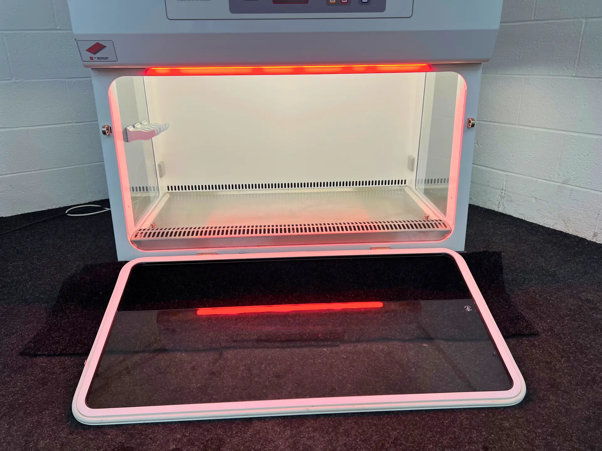 BioMat 2 Microbiological Safety Cabinet Class 2 - Richmond Scientific