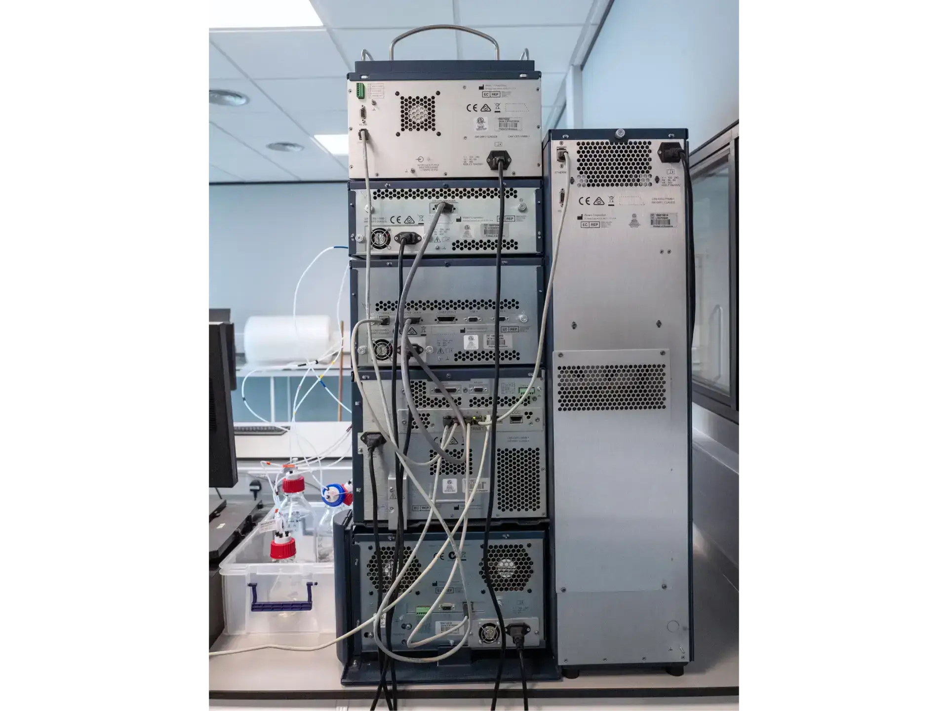 Waters Acquity H-Class UPLC - Richmond Scientific