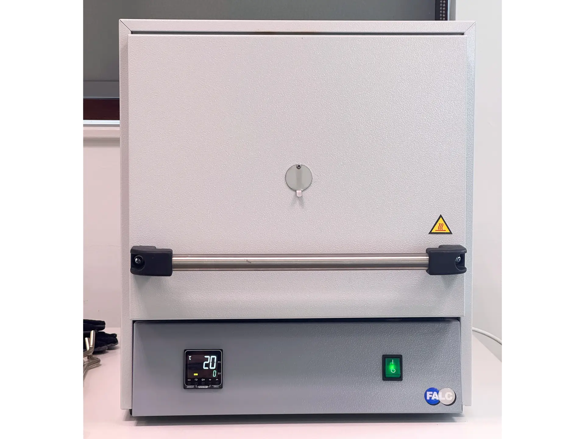 Adelphi Apollo II Liquid Inspection Unit - Richmond Scientific