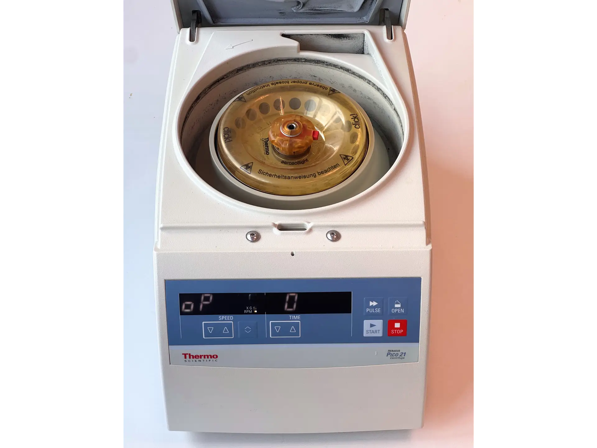 Adelphi Apollo II Liquid Inspection Unit - Richmond Scientific