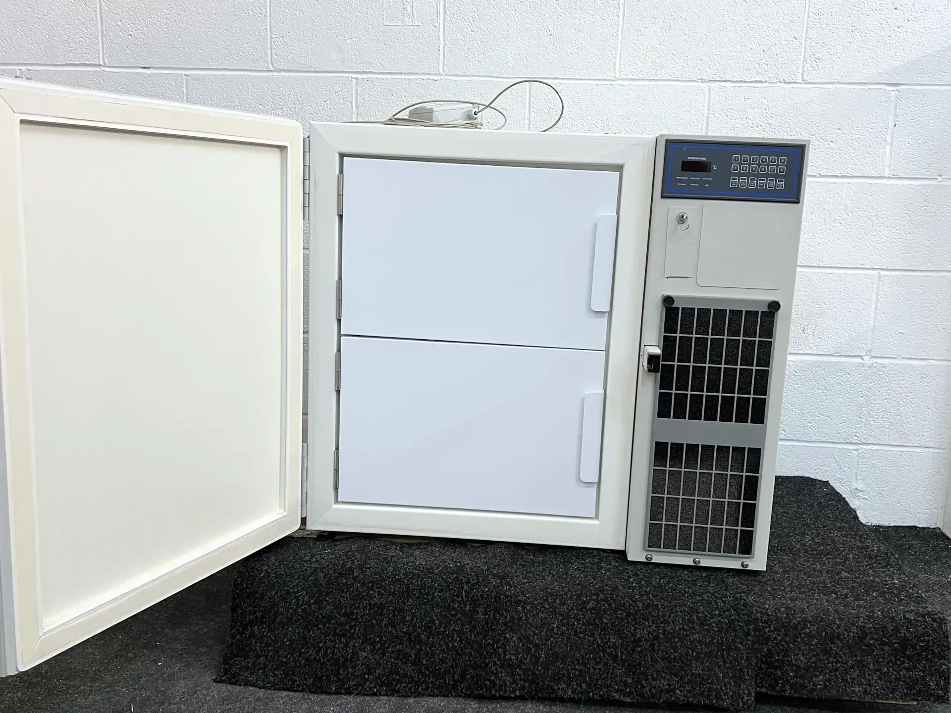 New Brunswick Innova Ultra-Low Temperature Freezer - Richmond Scientific